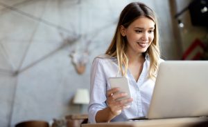 What is a Receptionist? Choosing the Best Fit for Your Business ...